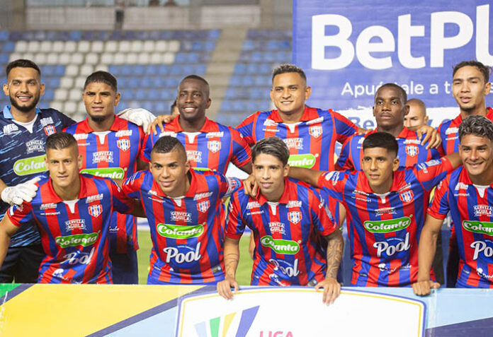 Unión confirmó la salida de once de sus jugadores