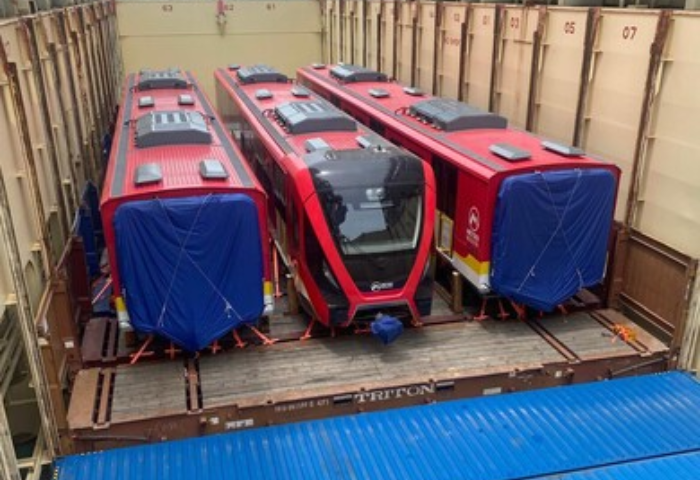Publican primeras imágenes de vagones del metro de Bogotá en puerto de ...