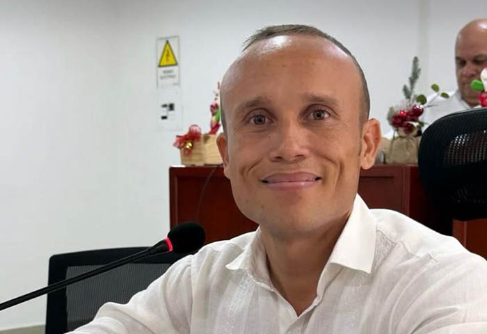 Jorge Luis Manosalva fue reelegido como secretario del Concejo